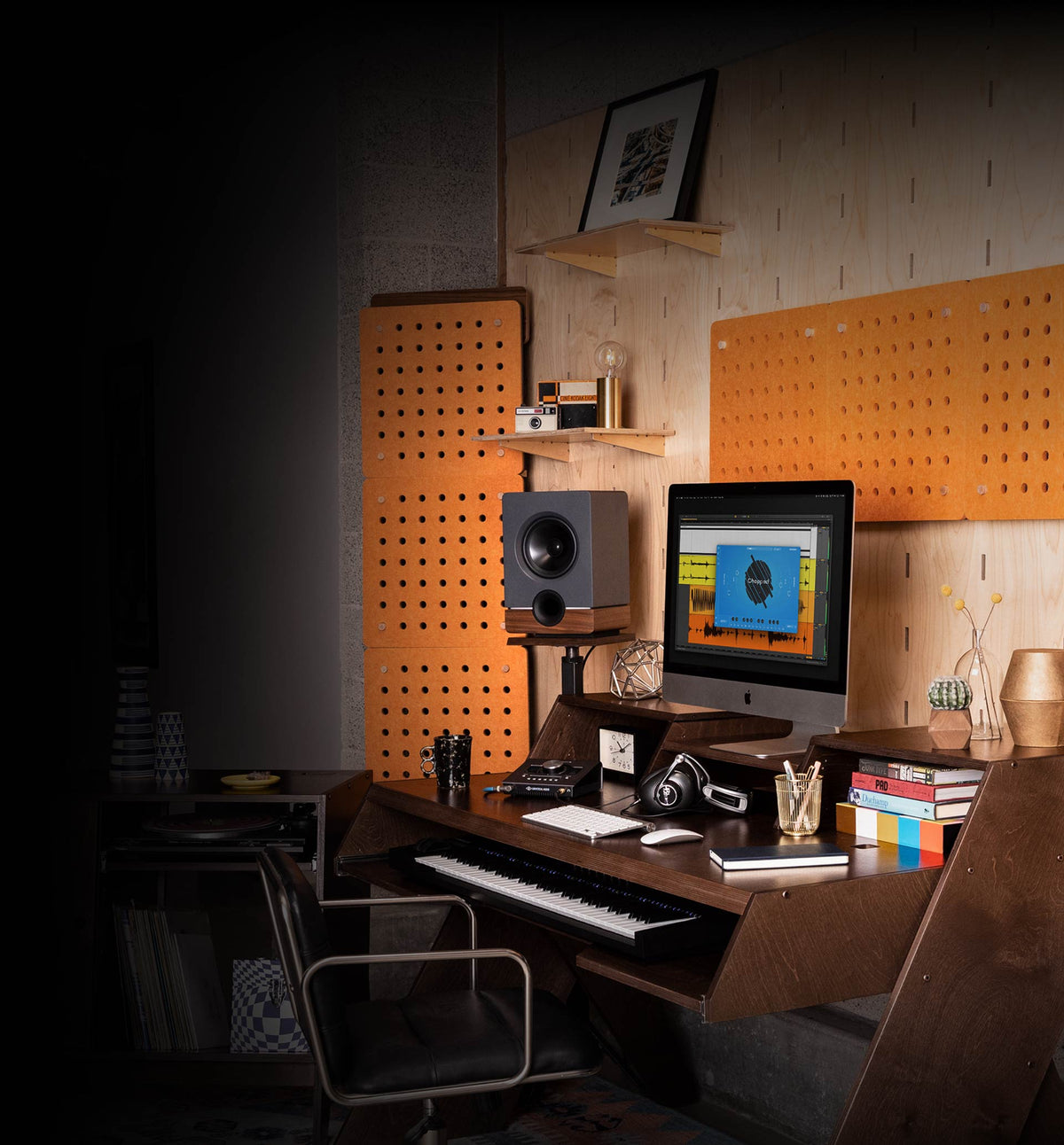 Platform Studio Desk